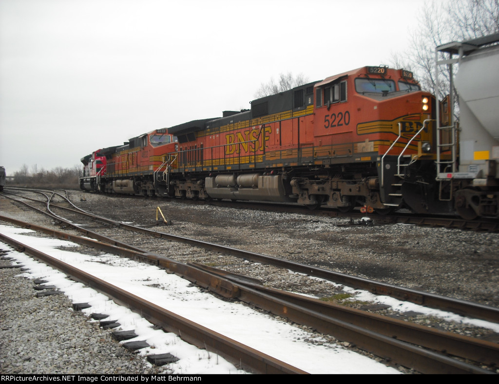 BNSF 5220